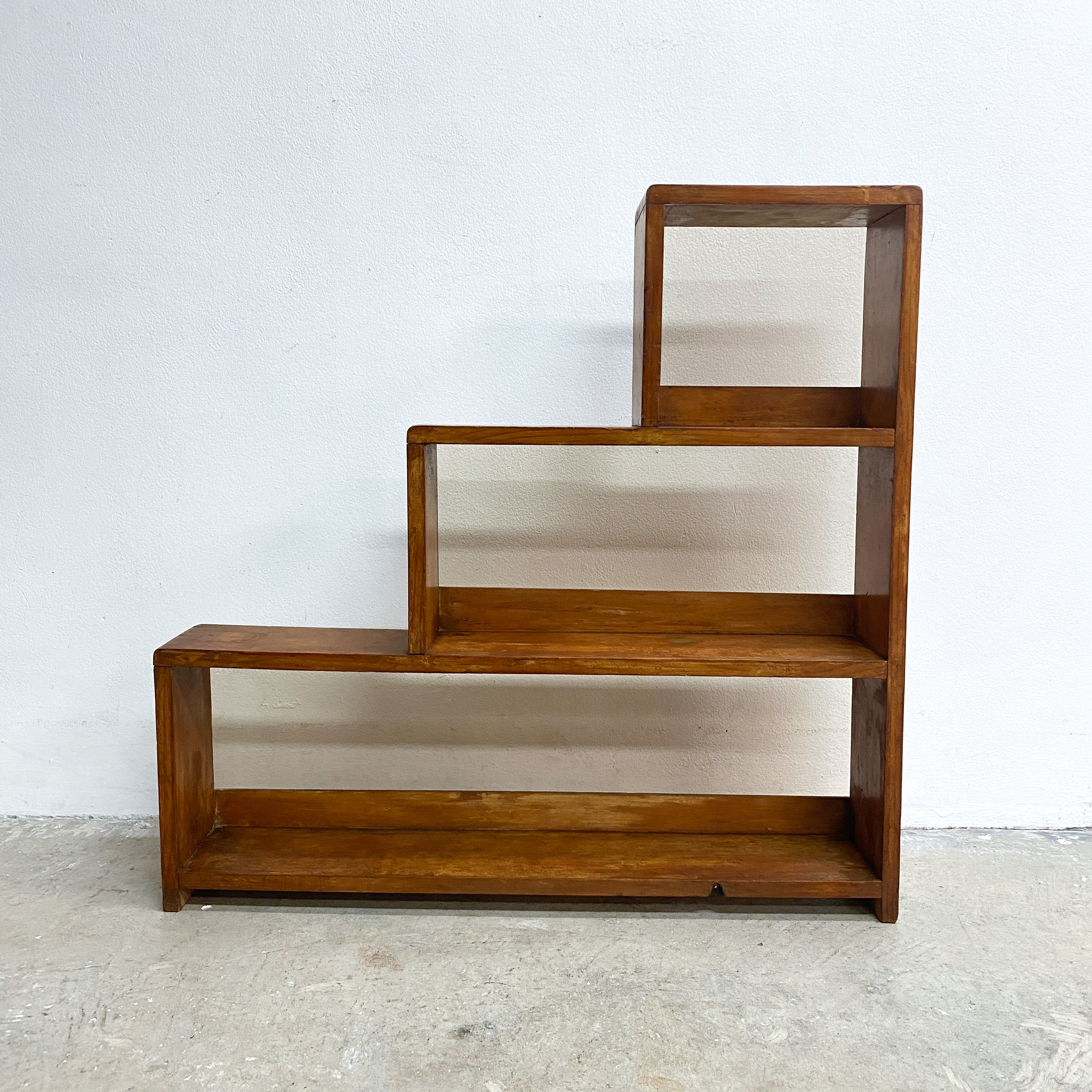 1950's Cute and Compact Stepped Shelves– The Design Ark