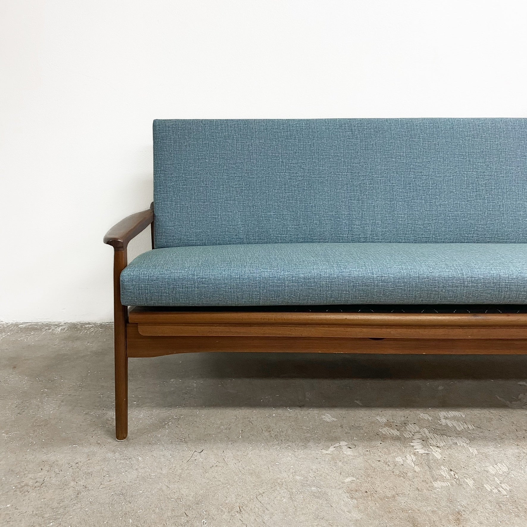 Mid Century Fler Daybed Sofa Lounge - Newly Upholstered– The Design Ark
