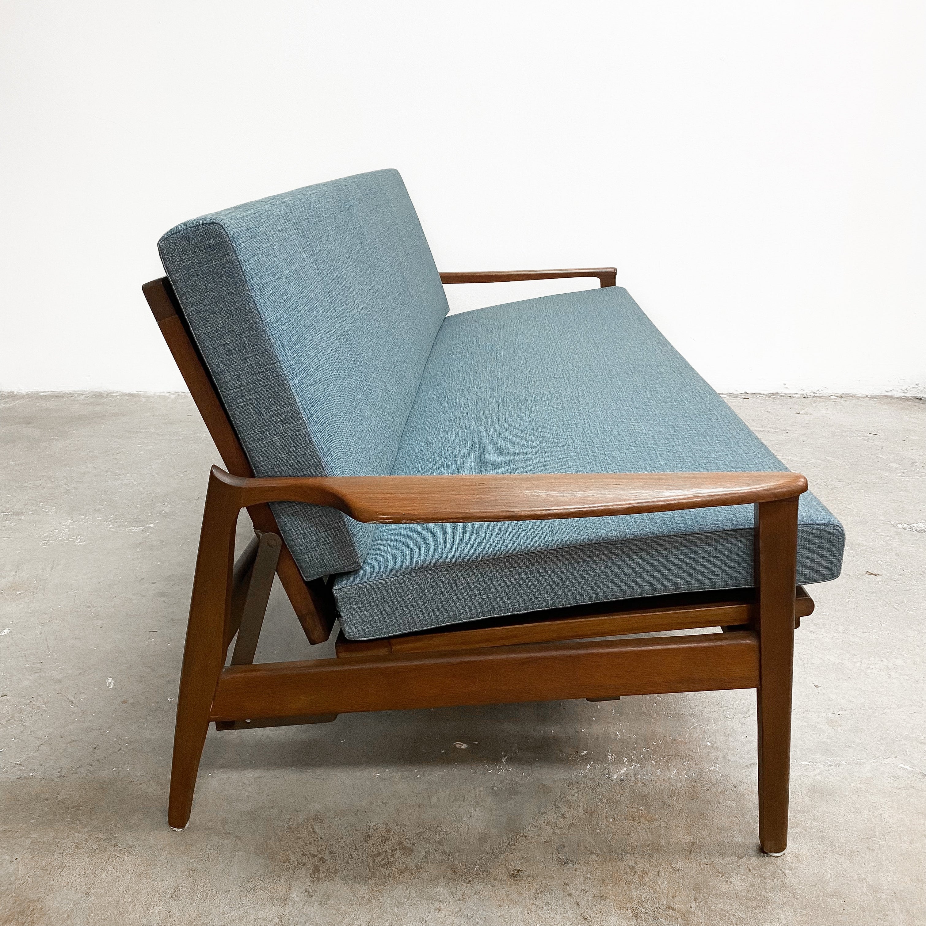 Mid Century Fler Daybed Sofa Lounge - Newly Upholstered– The Design Ark