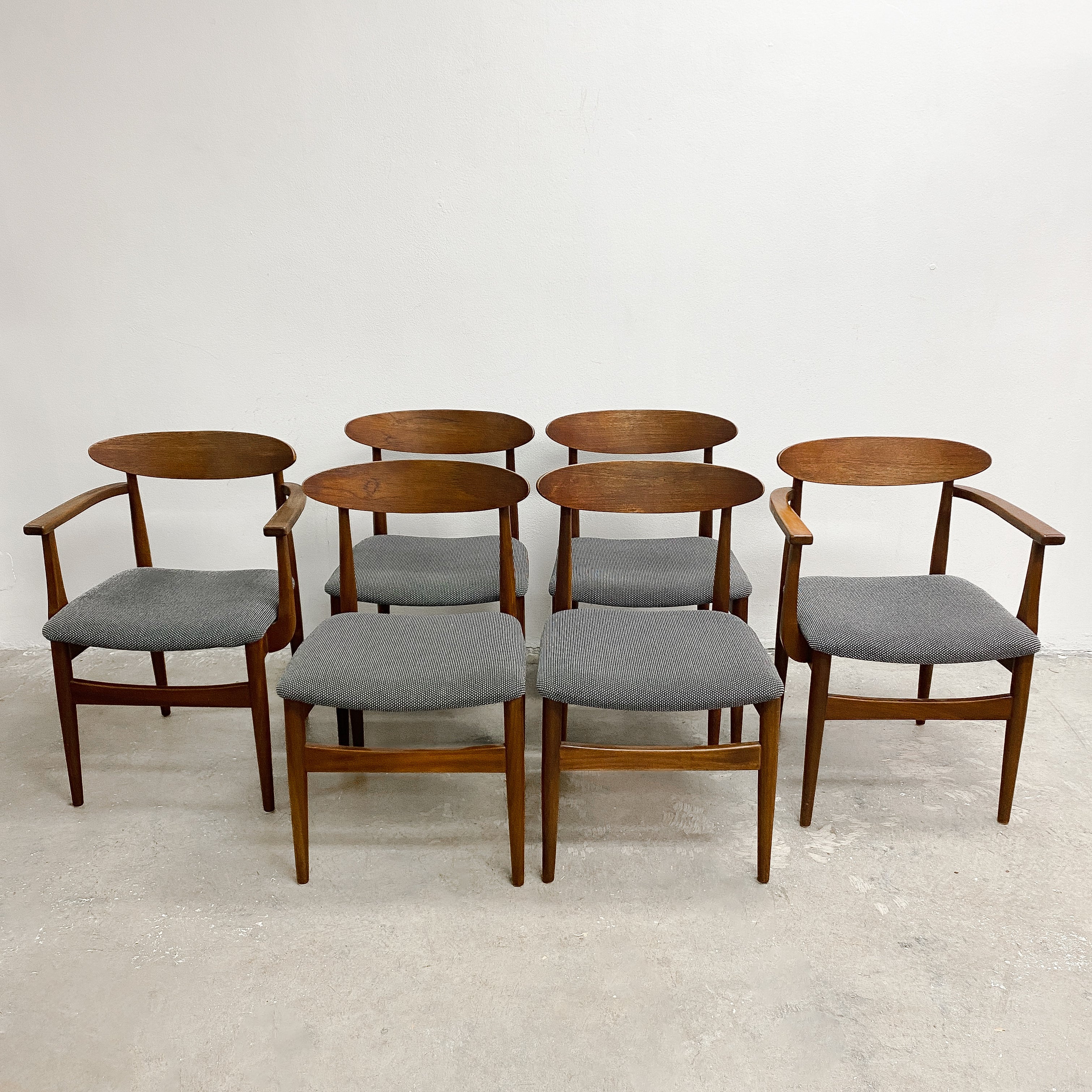 Set of 6 Mid Century Spade Back Dining Chairs– The Design Ark