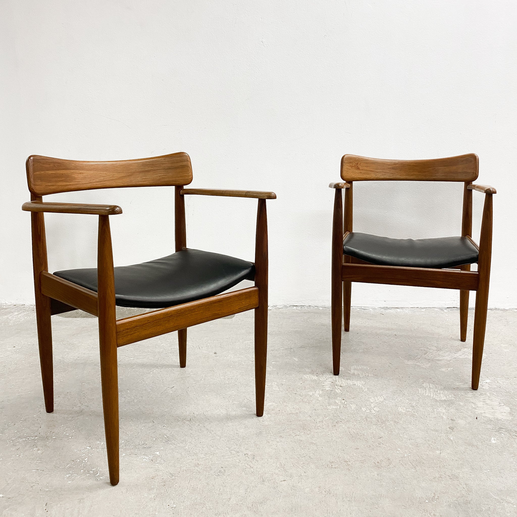Pair Of Parker Mid Century Teak And Leather Nordic Carver Armchairs ...
