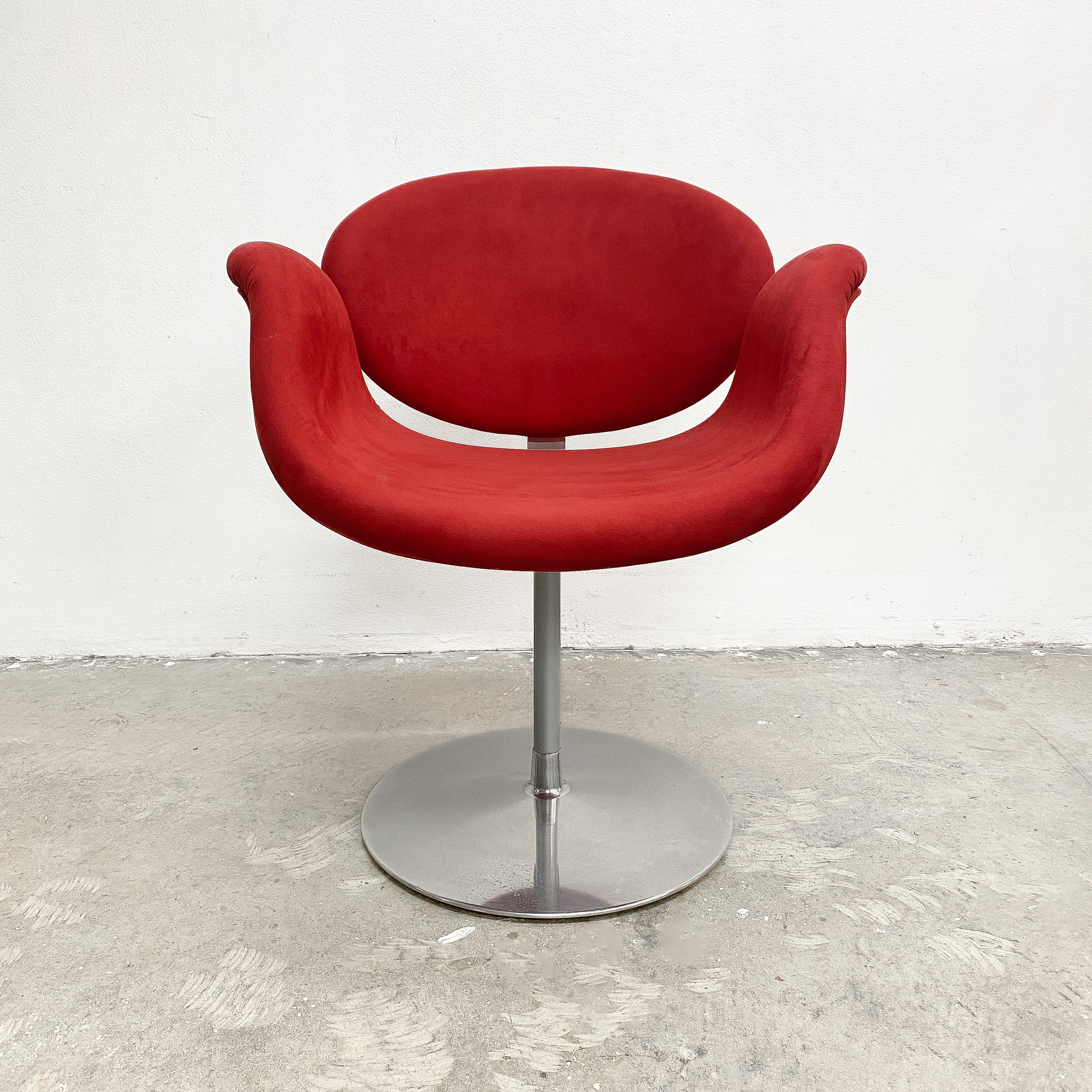 Red Little Tulip Armchair By Pierre Paulin For Artifort– The Design Ark