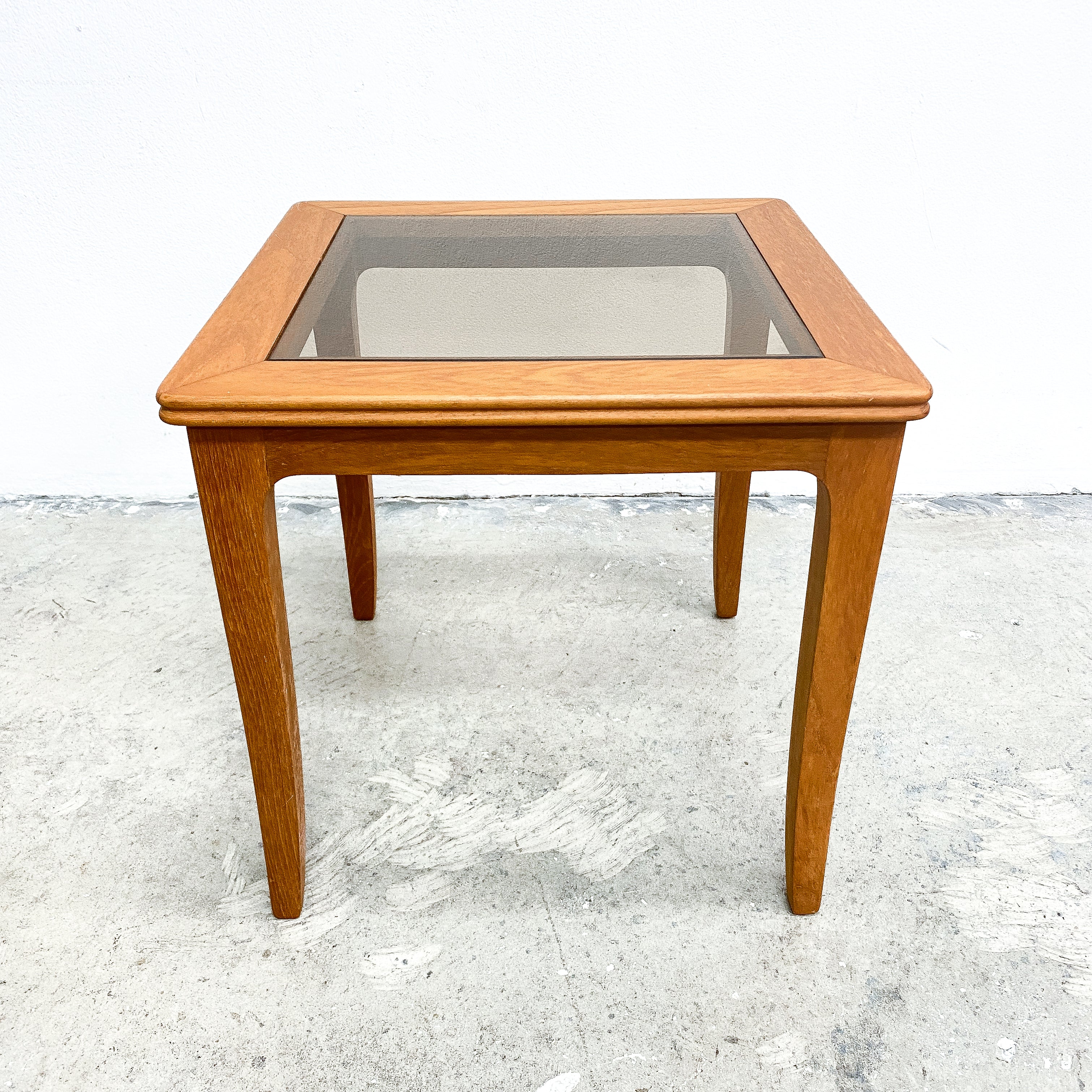 Mid Century Chiswell Teak And Glass Top Side Table– The Design Ark