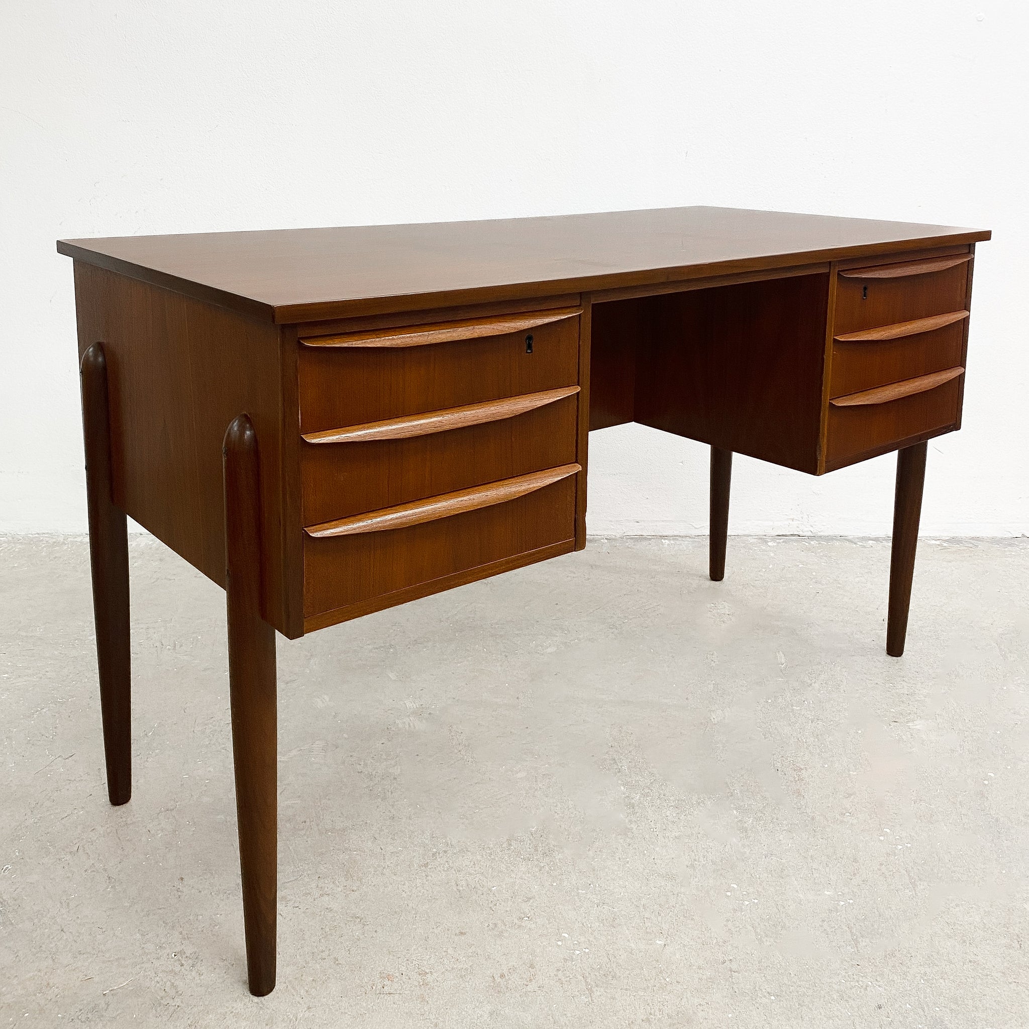 Mid Century Danish Writing Desk– The Design Ark