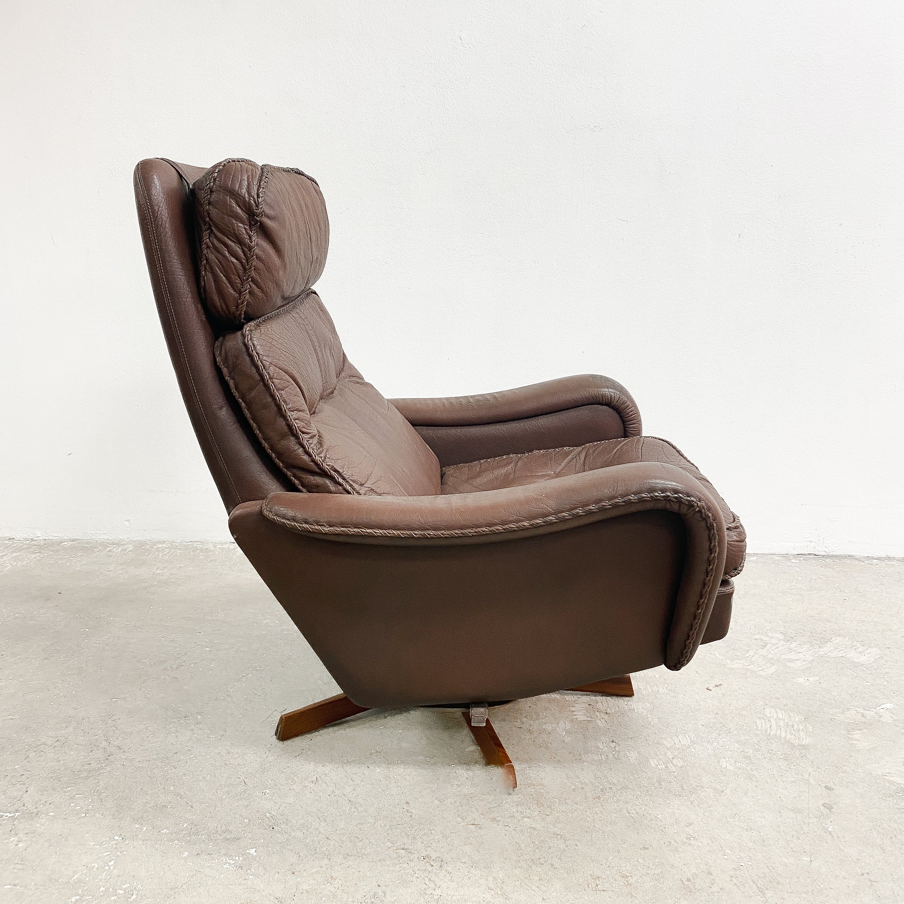 Mid Century Dutch Model 75 Lounge Armchair By Arnold Madsen & Henry Sc ...