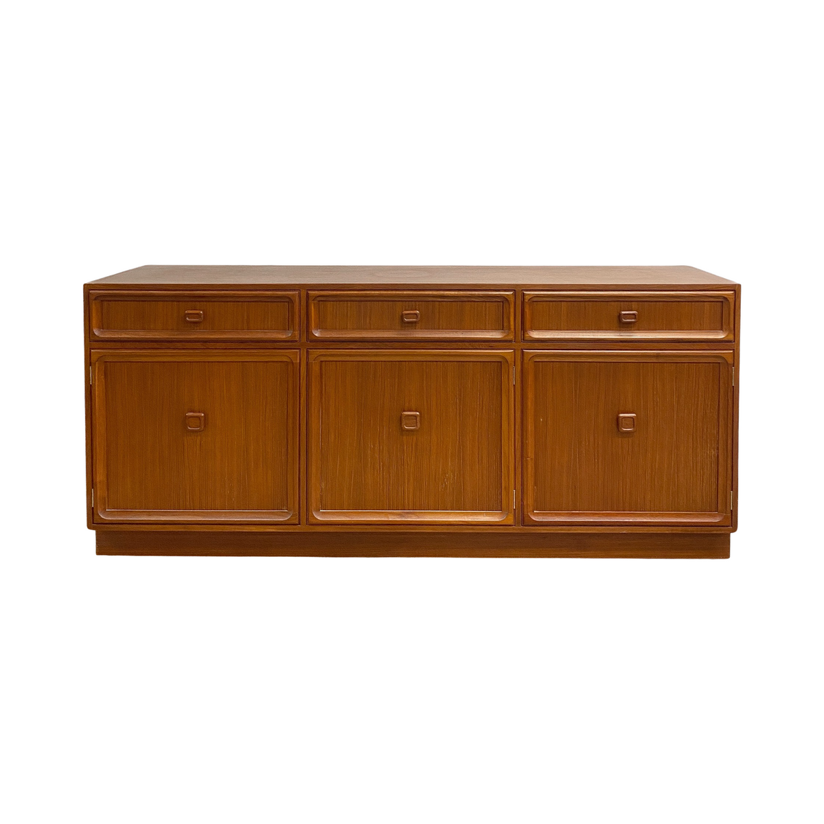 Mid Century Parker Square Handled Teak Sideboard – The Design Ark