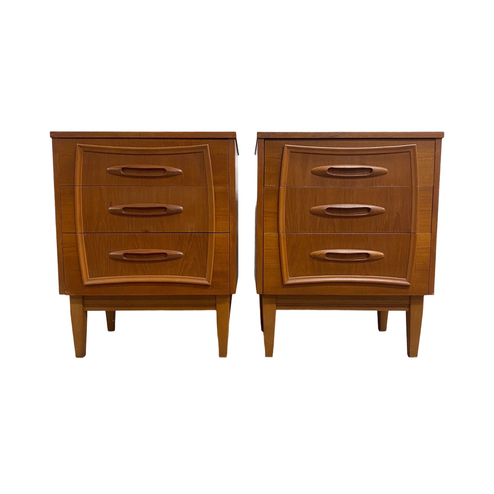 Pair Of Mid Century Teak Bedside Tables – The Design Ark