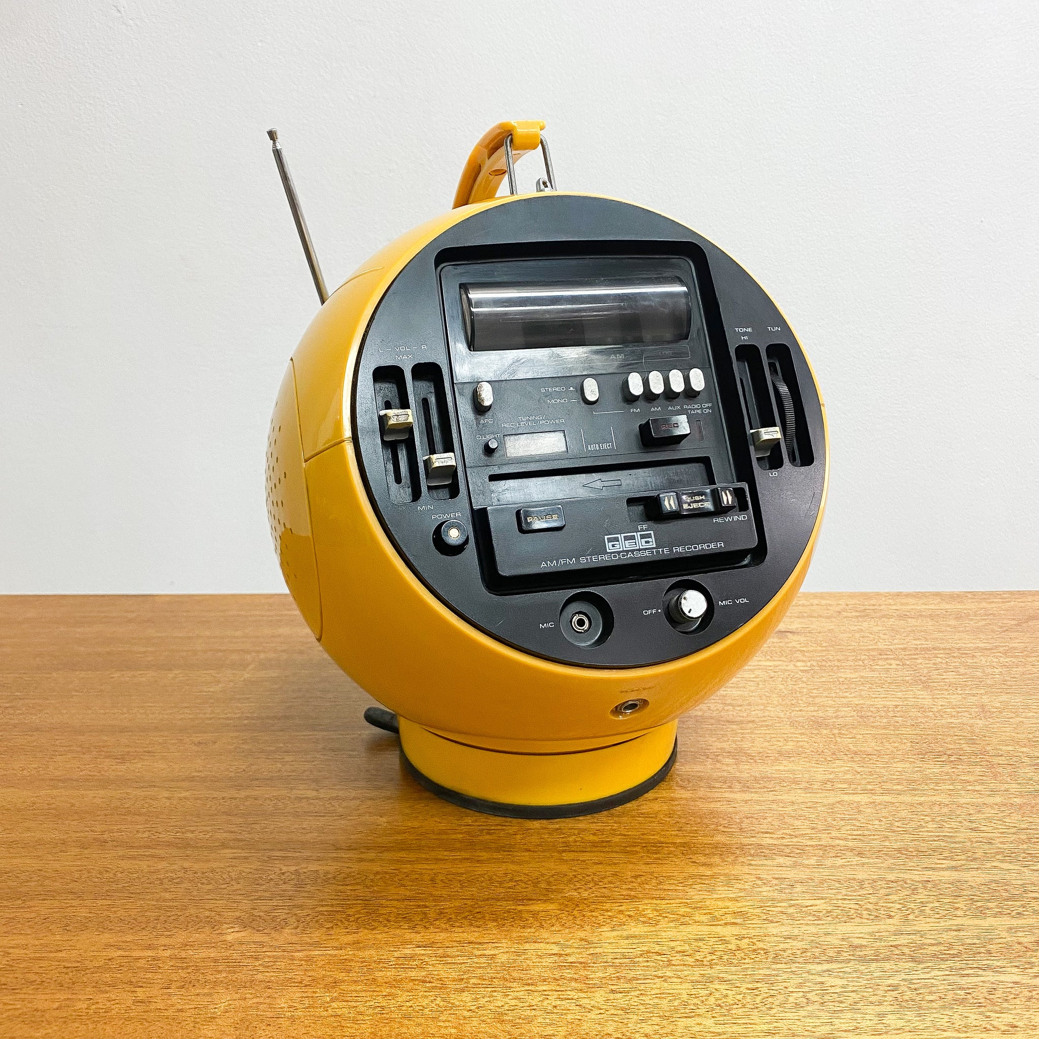 Mid Century Weltron Space Ball Stereo Cassette Player– The Design Ark