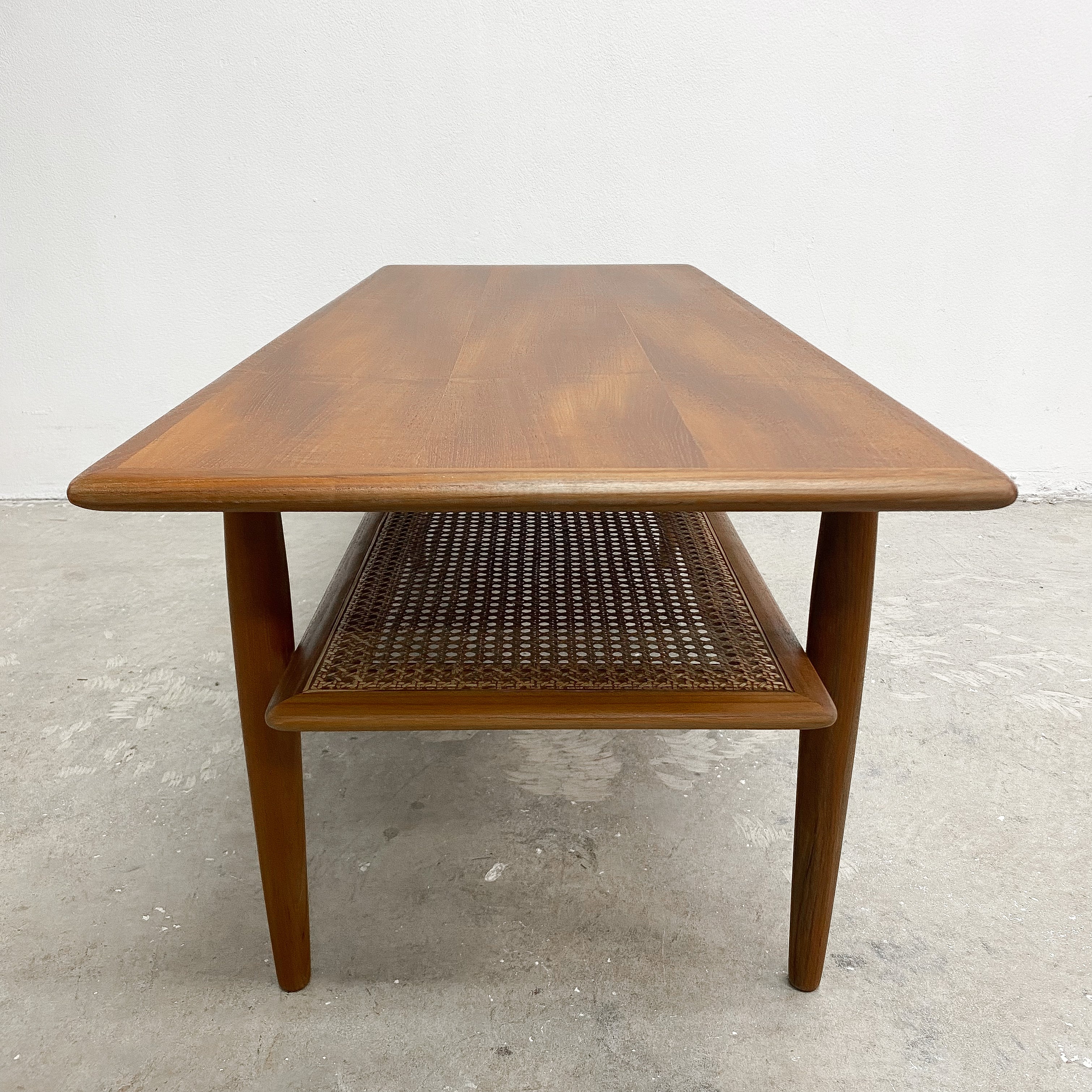 Parker Mid Century Coffee Table - Professionally Restored– The Design Ark