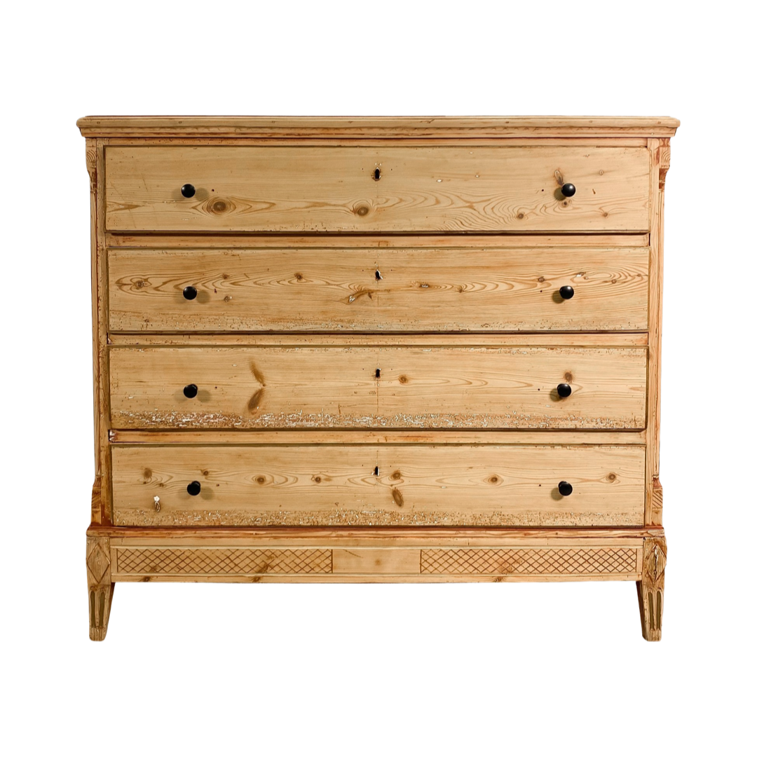 Vintage Rustic Baltic Pine European Chest Of Drawers – The Design Ark