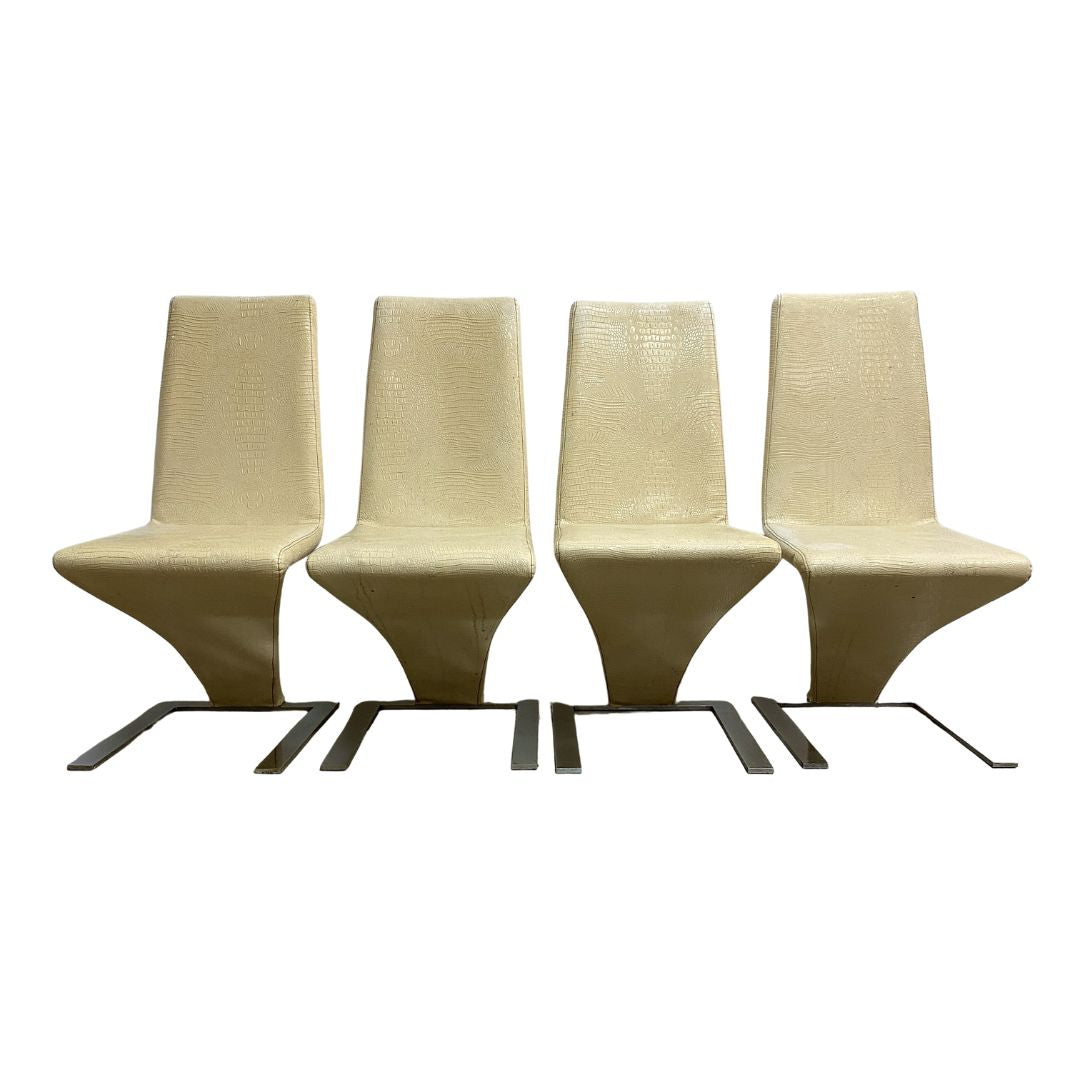 Set of 4 Vintage Modernist Z Chairs In The Style of Rolf Benz– The ...