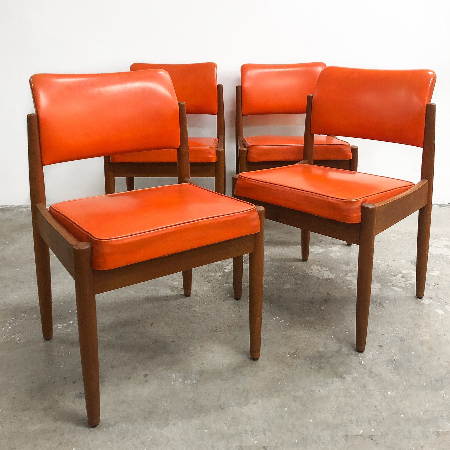 Set of Four Mid Century Teak Chiswell Dining Chairs – The Design Ark