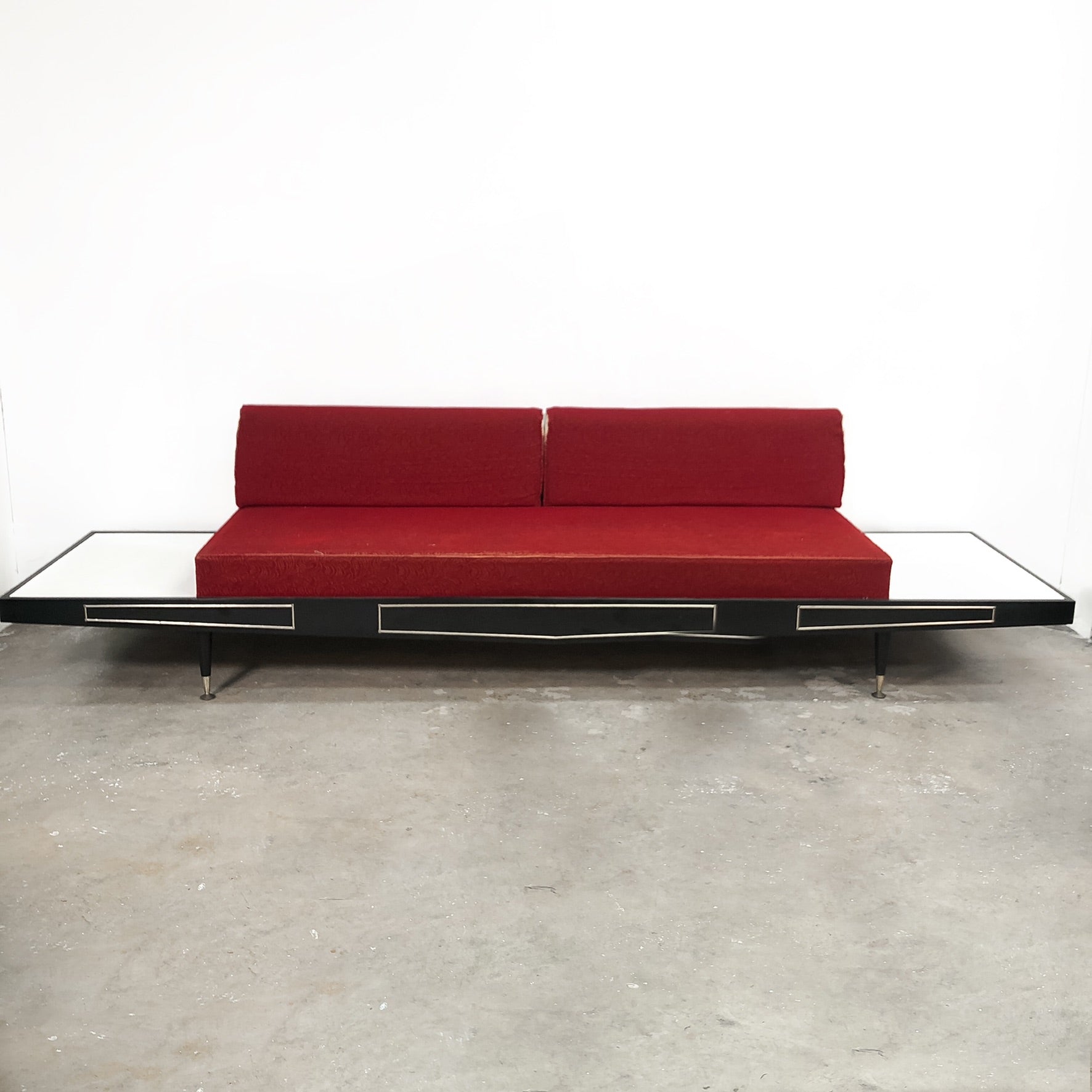 Mid Century Gondola Sofa By New Style Furniture– The Design Ark