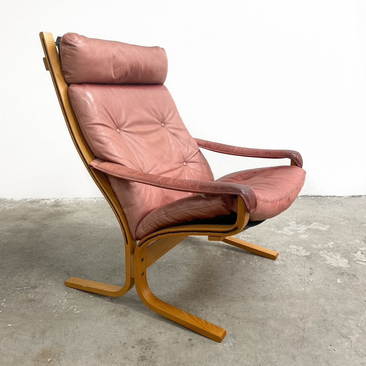 Vintage Ingmar Relling Siesta Danish Leather Bentwood Armchair – The ...