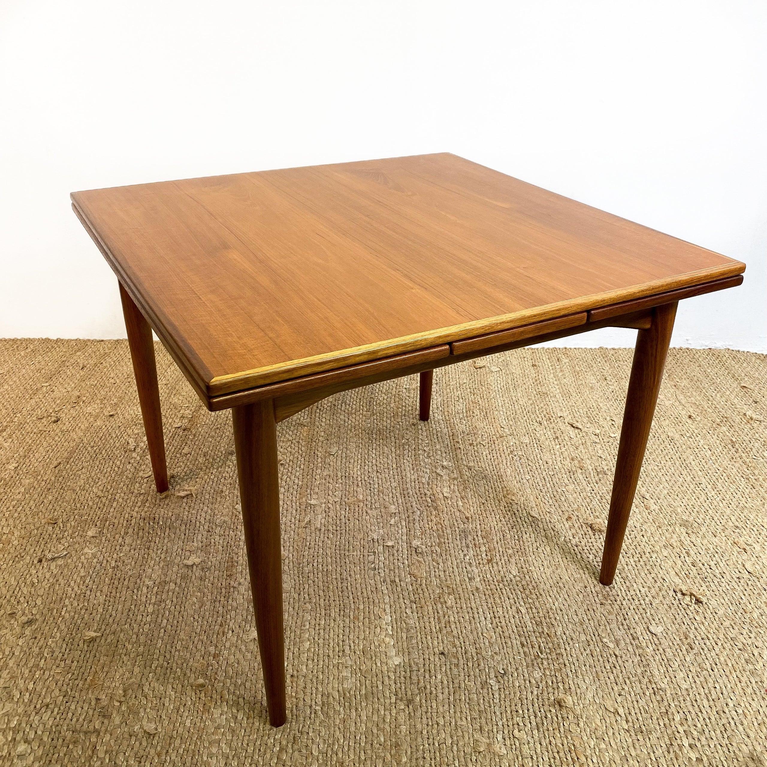 Parker Mid Century Square Extension Dining Table – The Design Ark