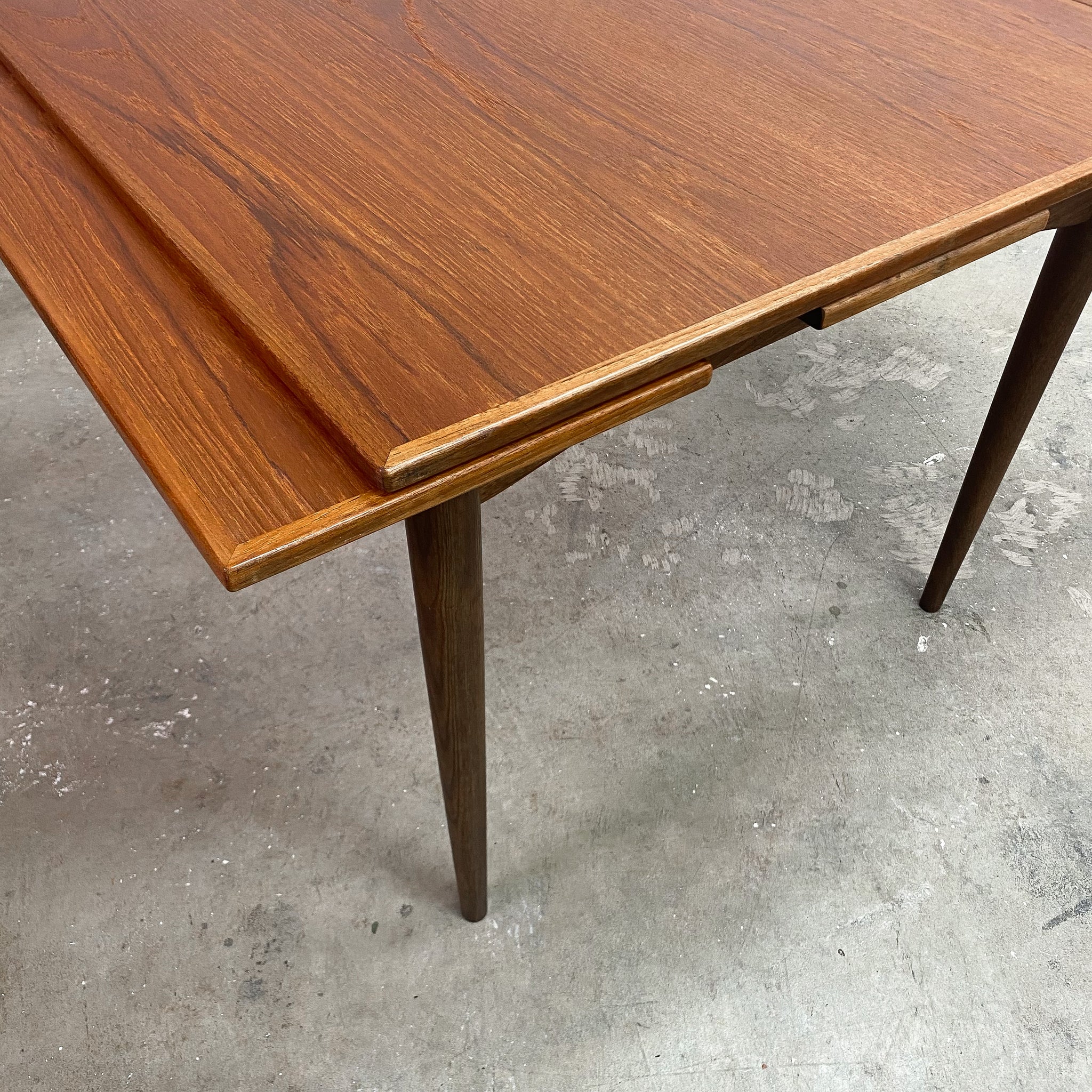Mid Century Teak Parker Extension Dining Table– The Design Ark