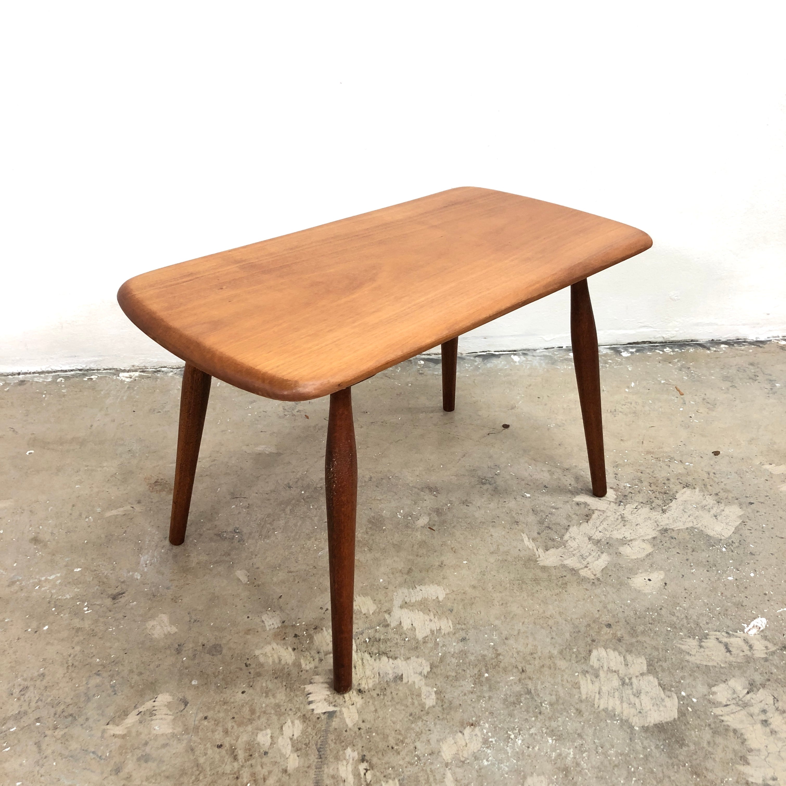 Solid Timber Cigar Leg Coffee Table – The Design Ark