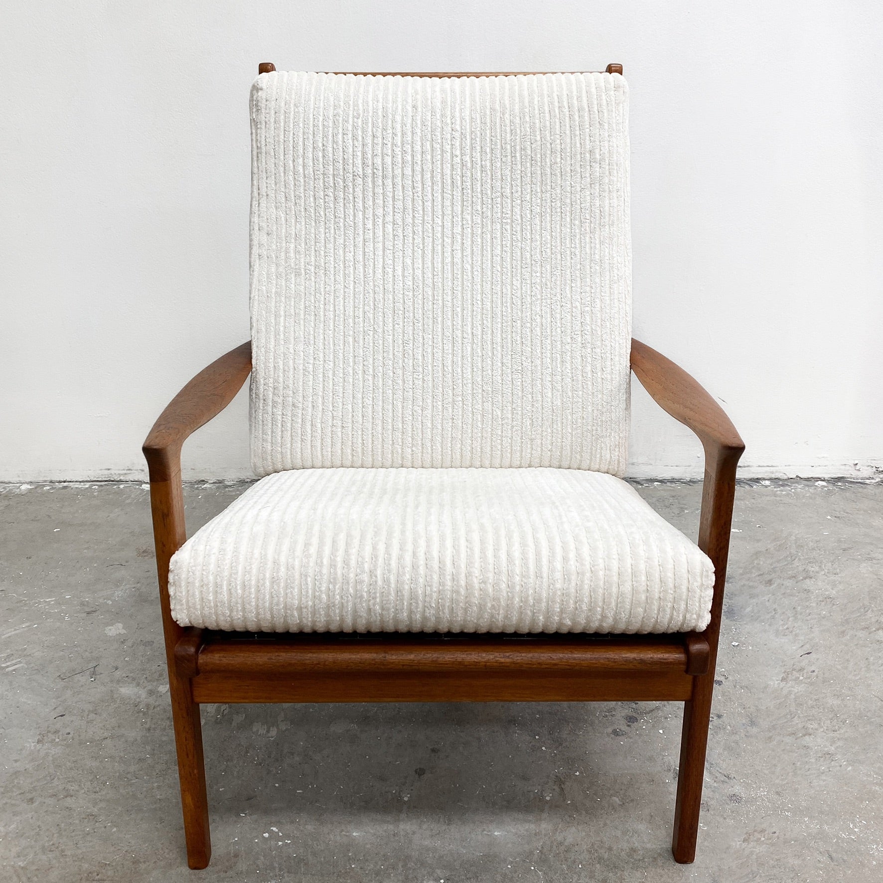 Parker High Back Mid Century White Armchair– The Design Ark